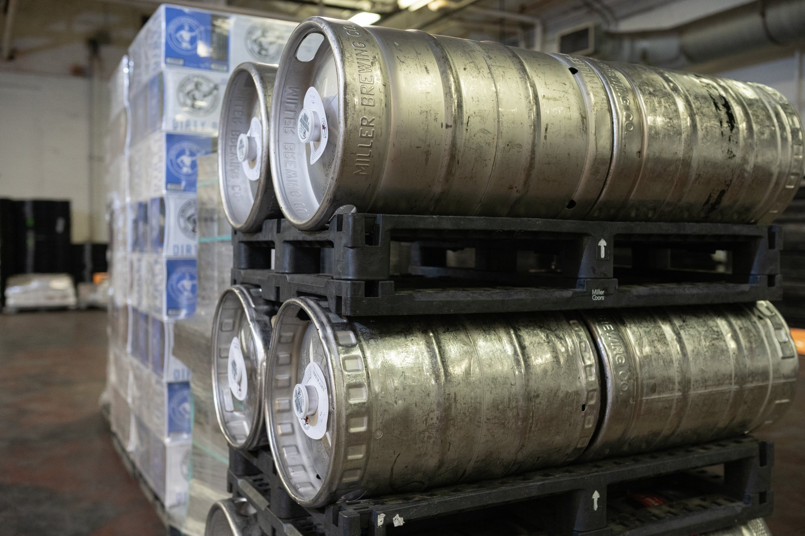 Food & Beverage Logistics - Evans Distribution Systems